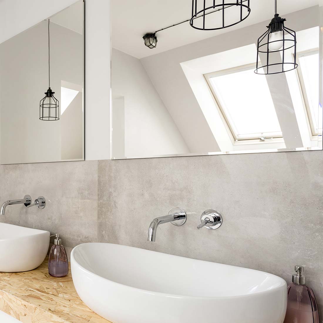 Large Bathtub – Pool House Bellingen